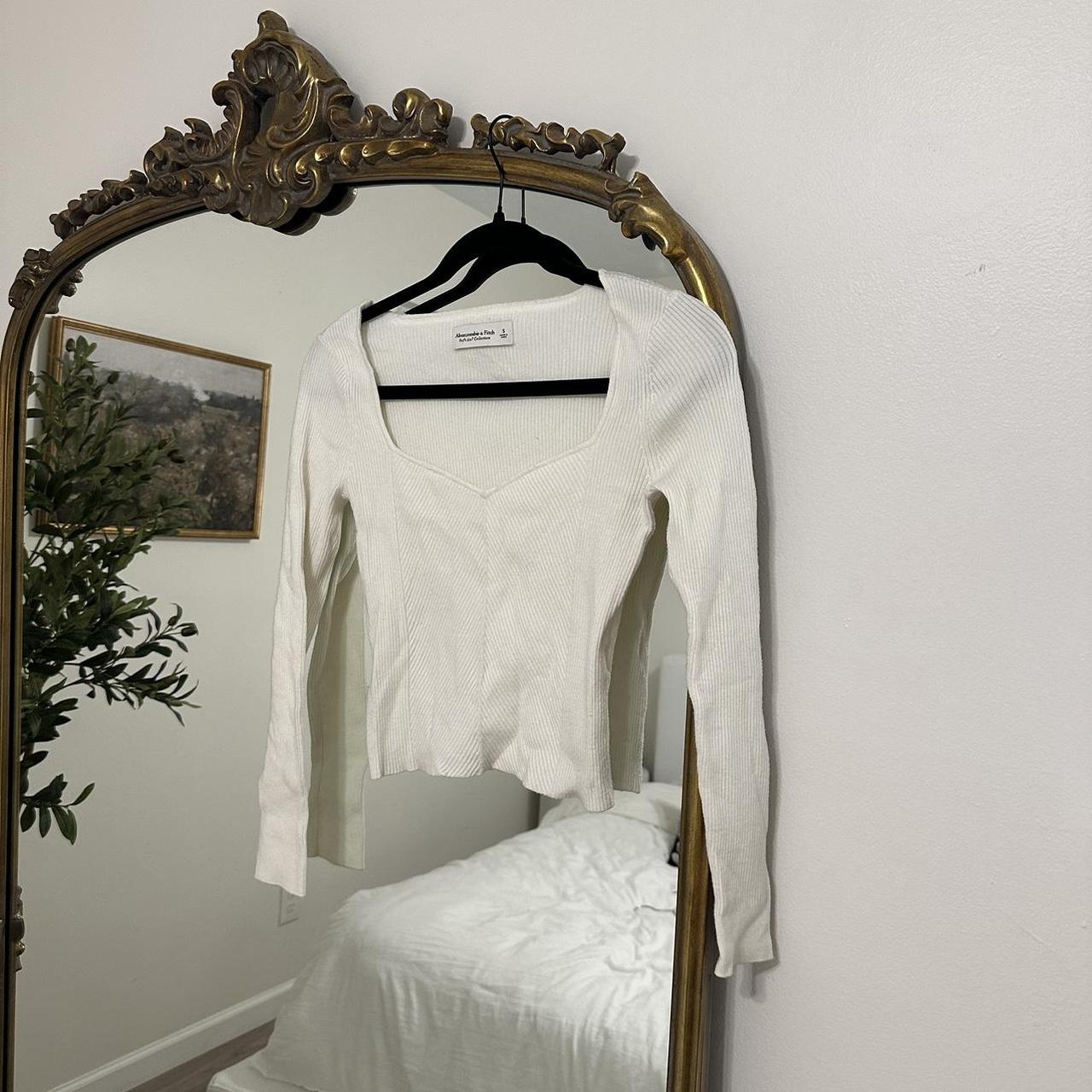 Abercrombie long sleeve sweater Size Small Arms... - Depop