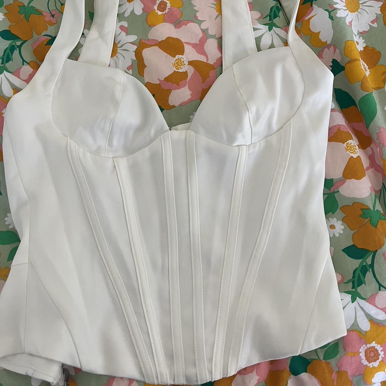 White fox corset size XS - Depop