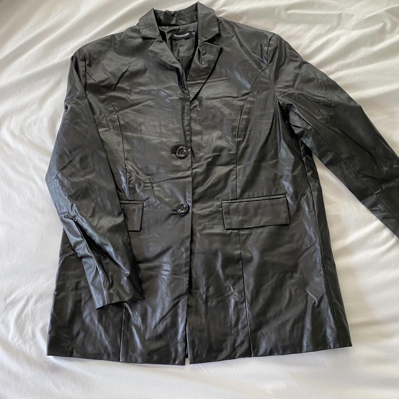 PrettyLittleThing Women's Black Jacket | Depop