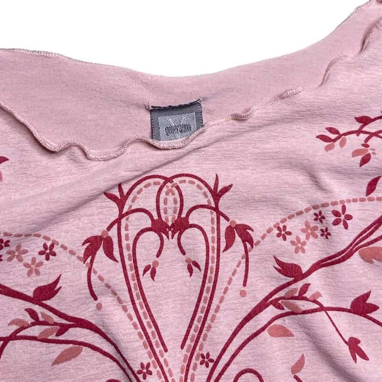 super cute y2k pink tank top. by the brand... - Depop