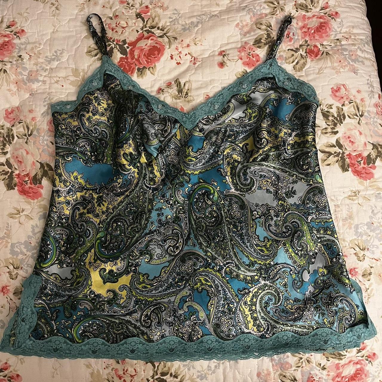 Blue paisley tank top No flaws Size 1X #fairycore... - Depop