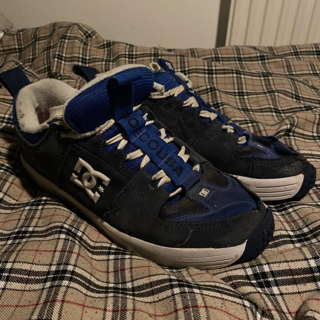 DC Shoes Men's Blue Trainers | Depop