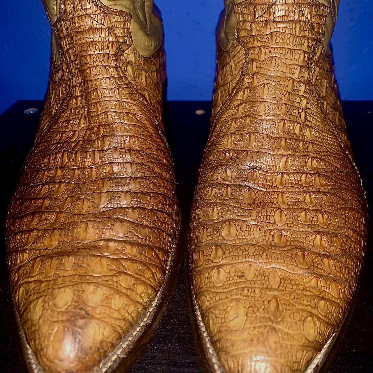 Justin hbl cowboy boots rare Sz 11D in good... - Depop