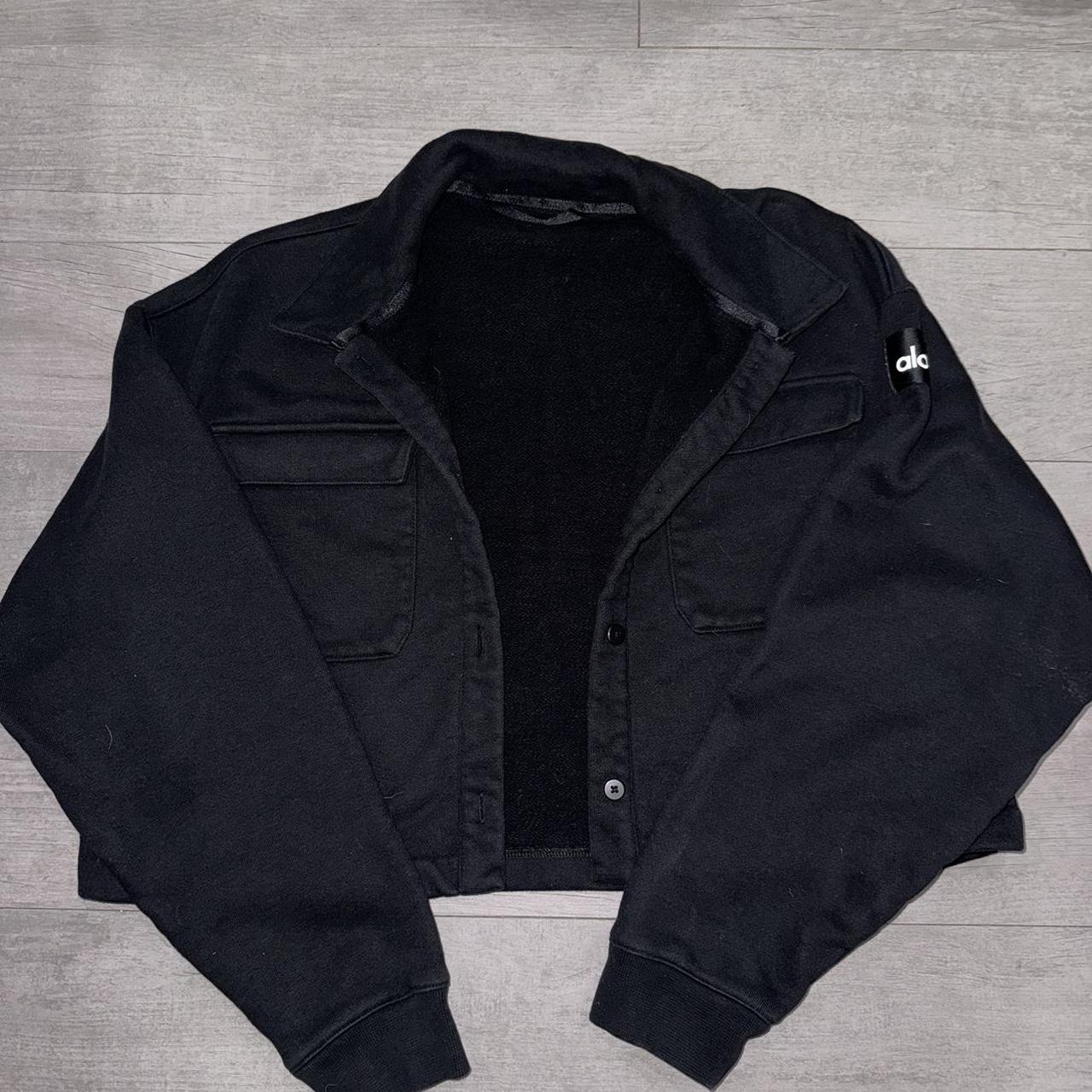 ALO RENOWN CROP BUTTON UP Heavyweight... - Depop