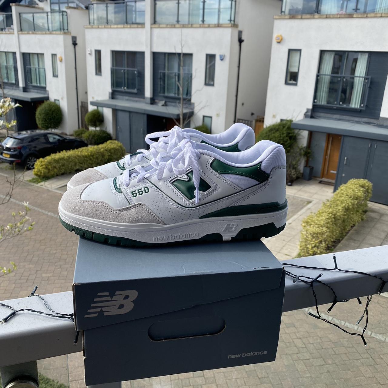 New Balance Men's Green and White Trainers | Depop