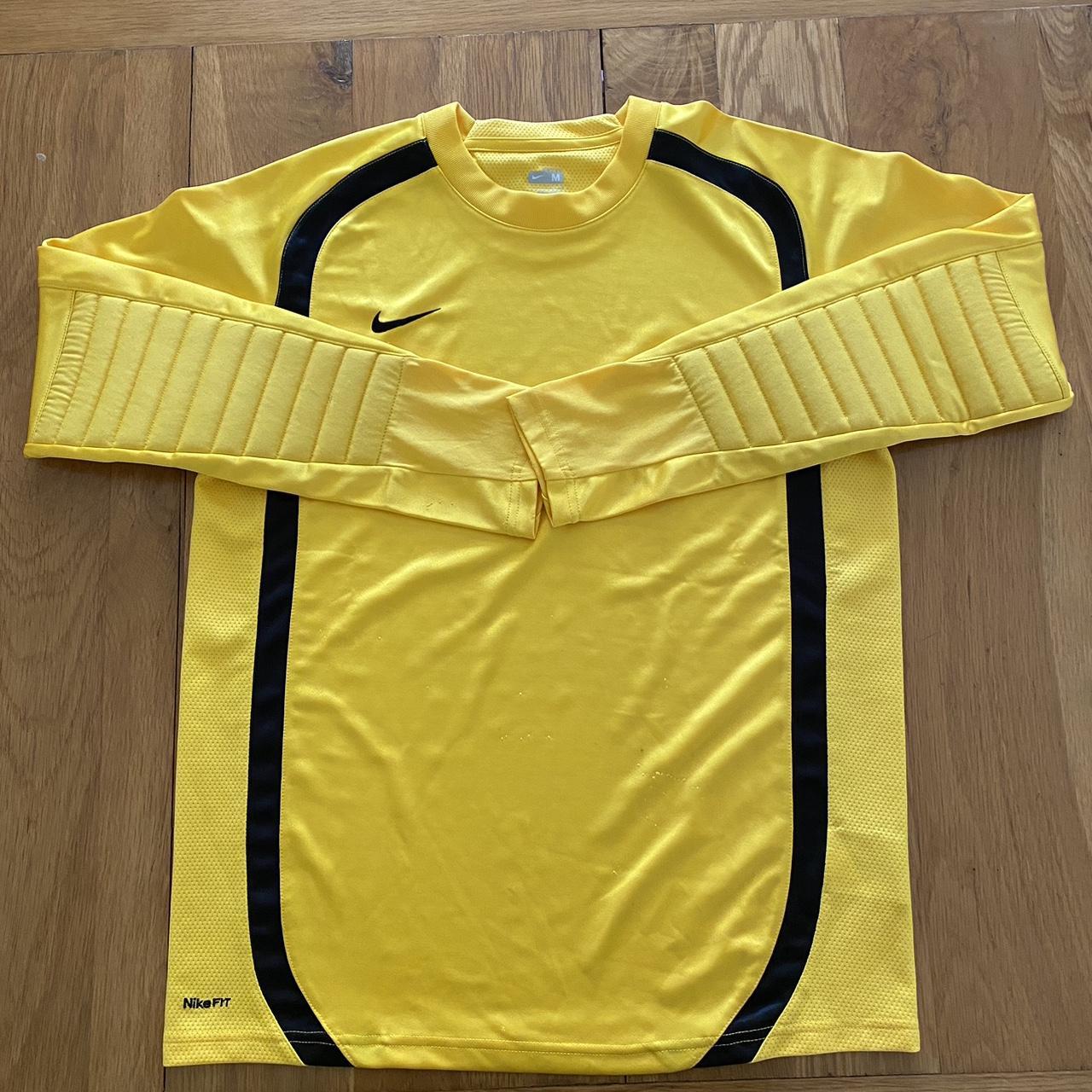 NikeFit 2000s Goalkeeper kit Size medium fits true... - Depop