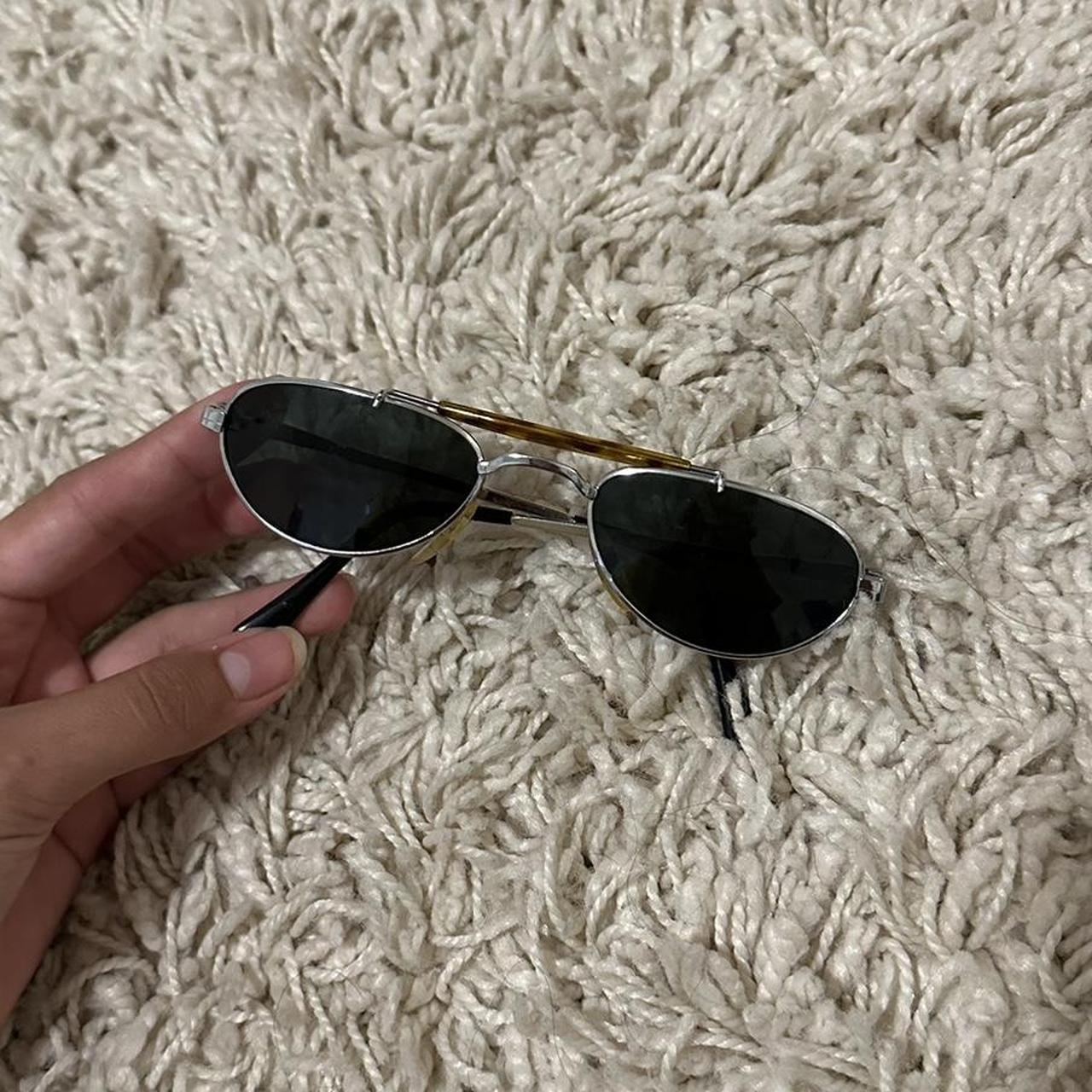 Vintage small lens aviator sunnies (UV protection) - Depop