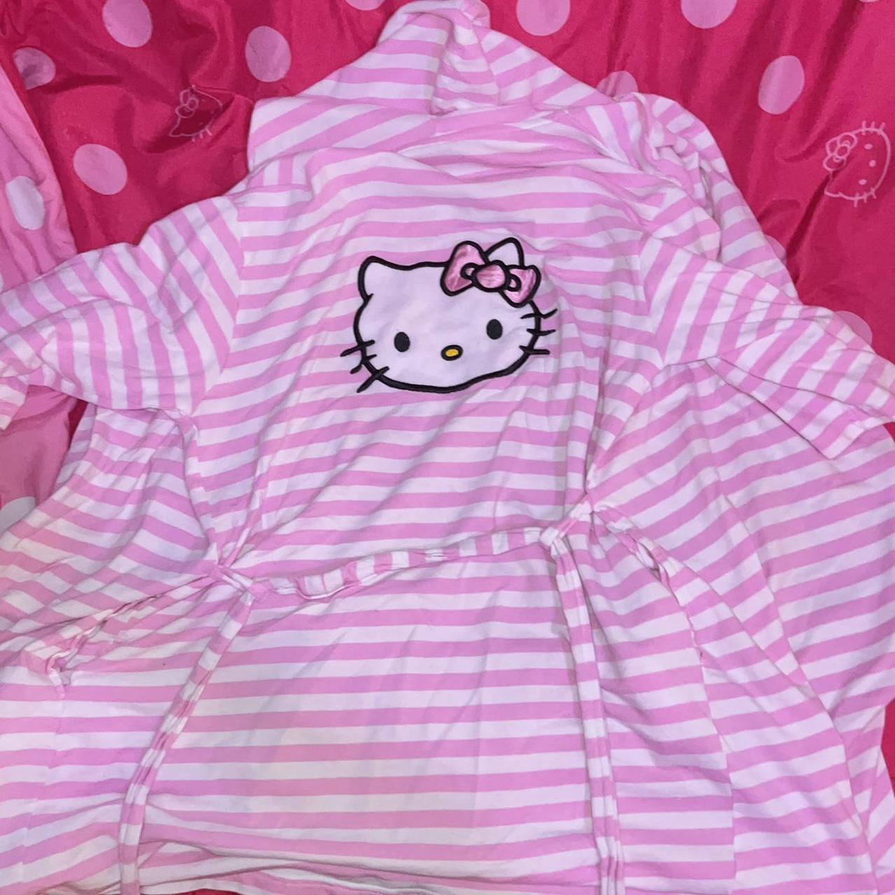 Hello kitty pink striped loungewear robe with... - Depop