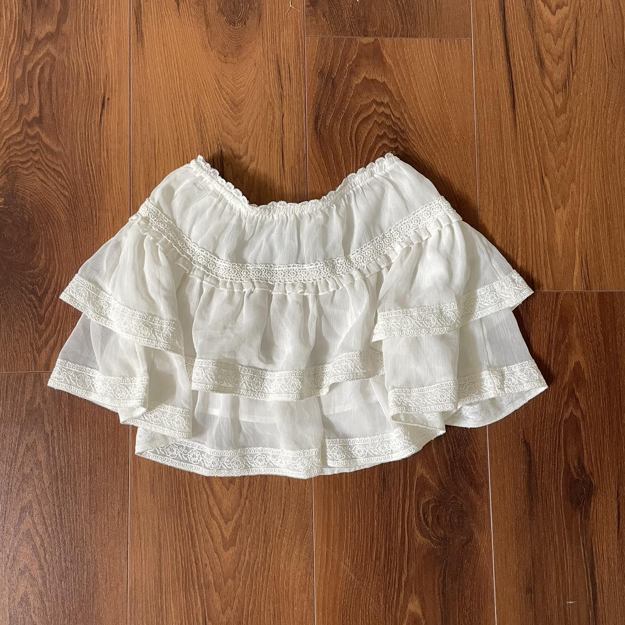 White mini skirt It’s urban outfitters Size- xs... - Depop
