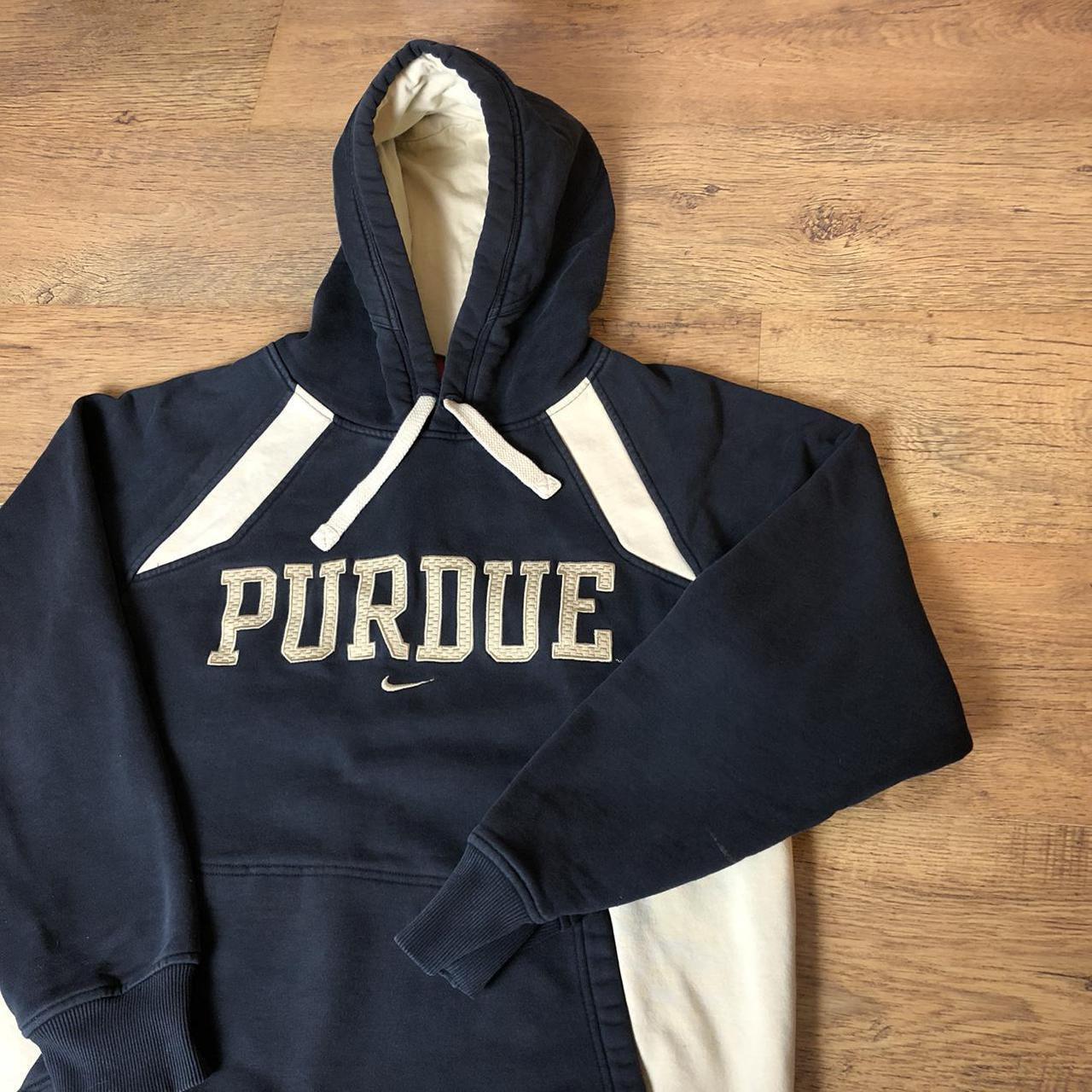 Vintage Nike Team x ‘Purdue Boilermakers’ Graphic... - Depop