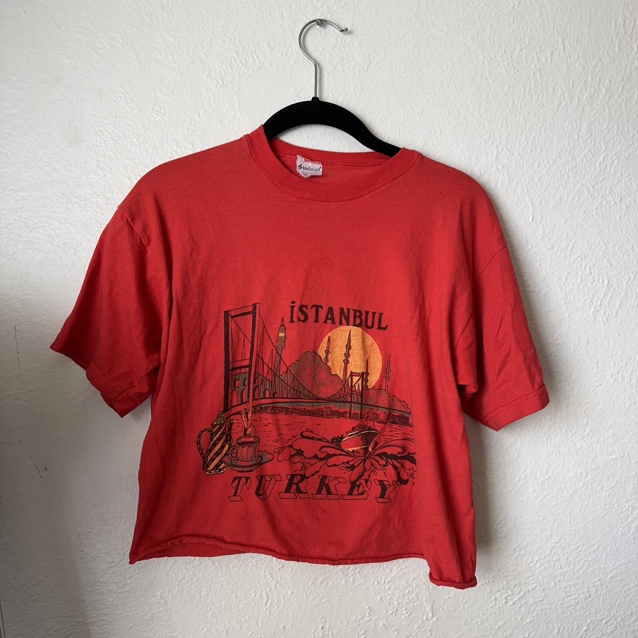 Istanbul Turkey tee - fits like a small 🌹 #istanbul... - Depop