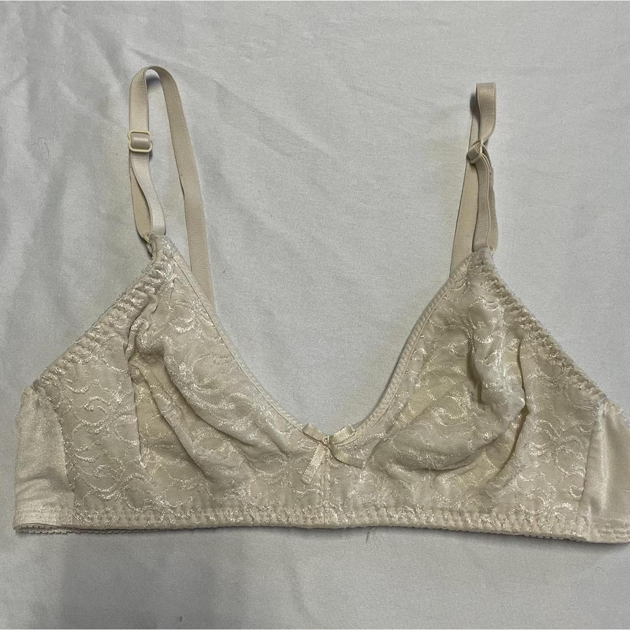 80s vintage lace bra #coquette #dainty #indie... - Depop