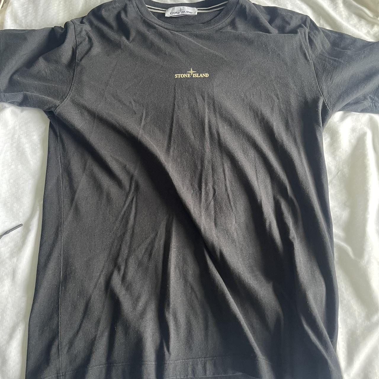 Stone Island Men's T-shirt | Depop