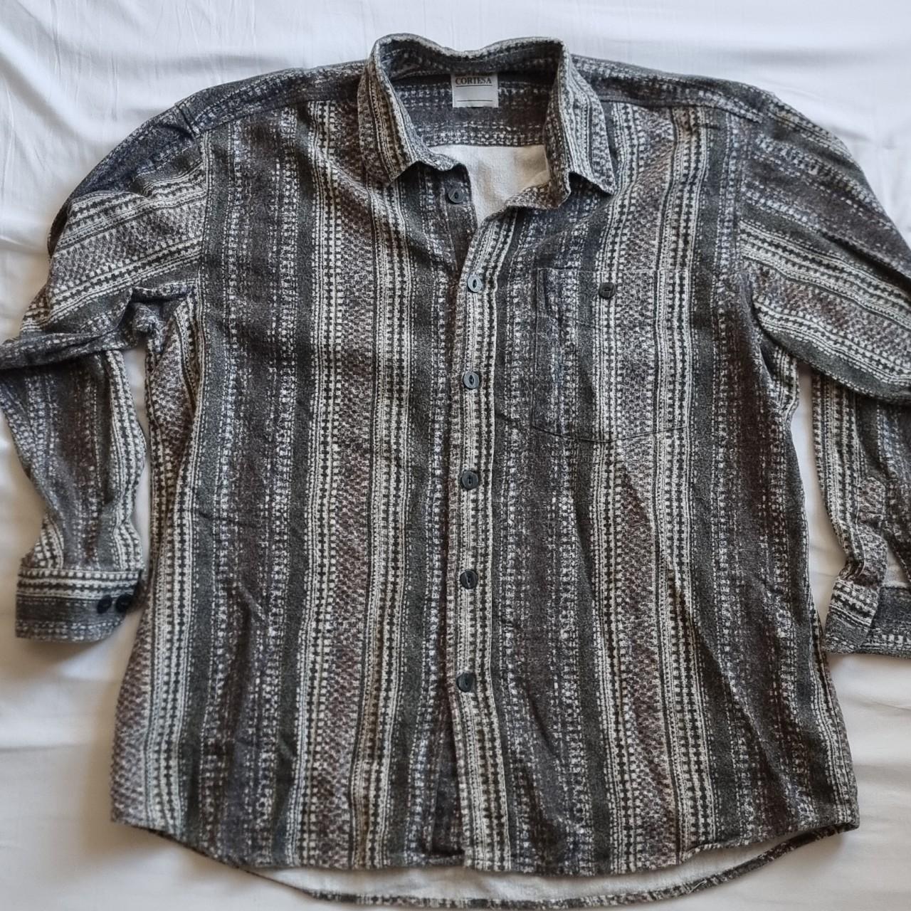 Excellent condition XL grey pattern shirt - Via Cortesa - Depop