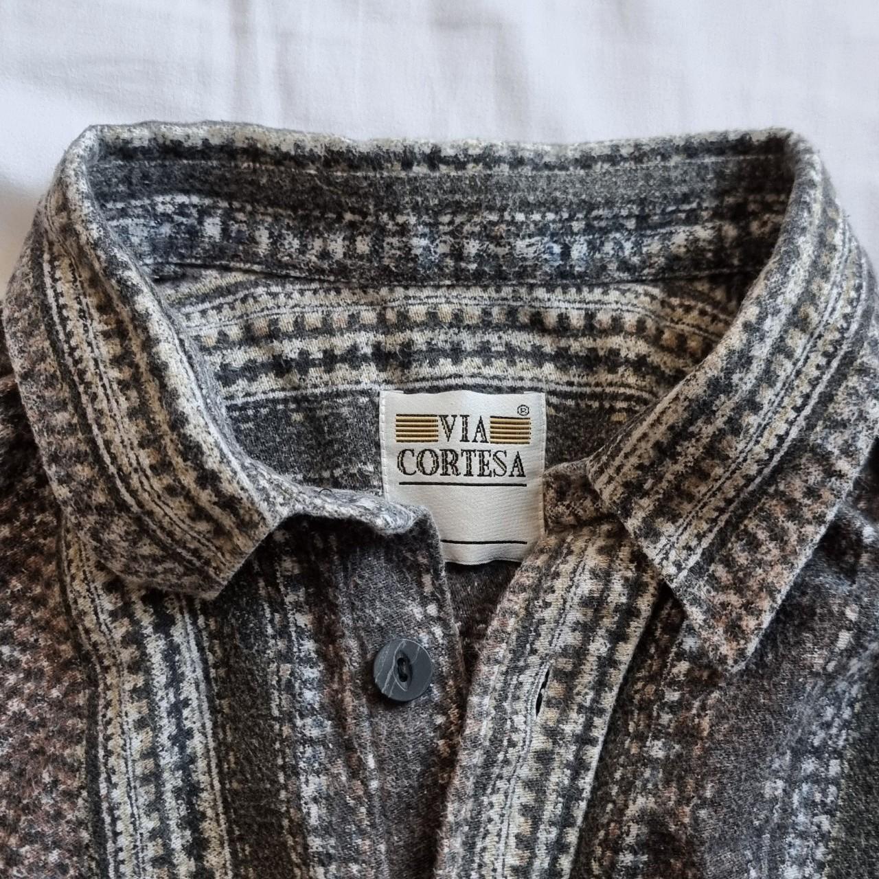 Excellent condition XL grey pattern shirt - Via Cortesa - Depop
