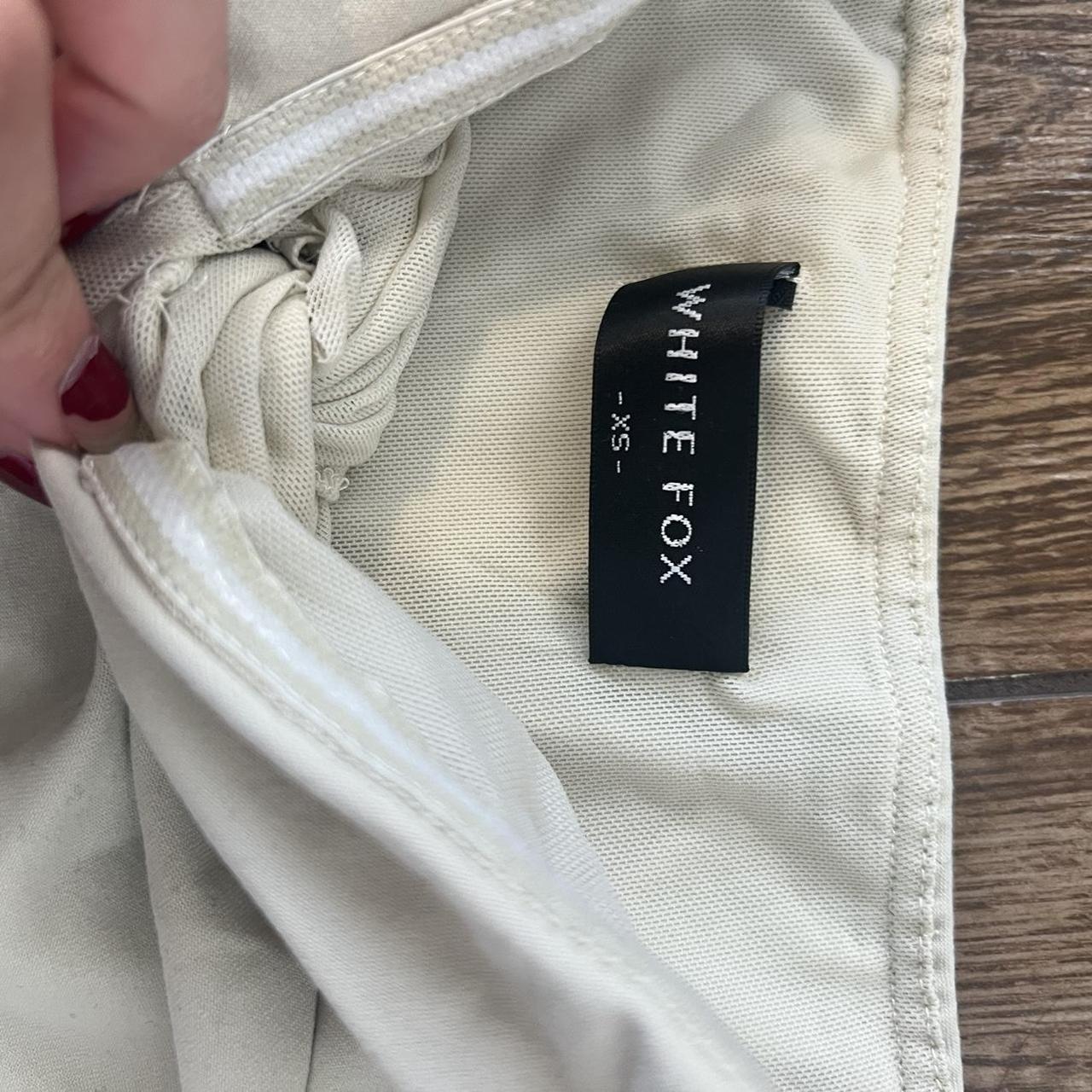 White Fox top no tags no flaws worn once - Depop