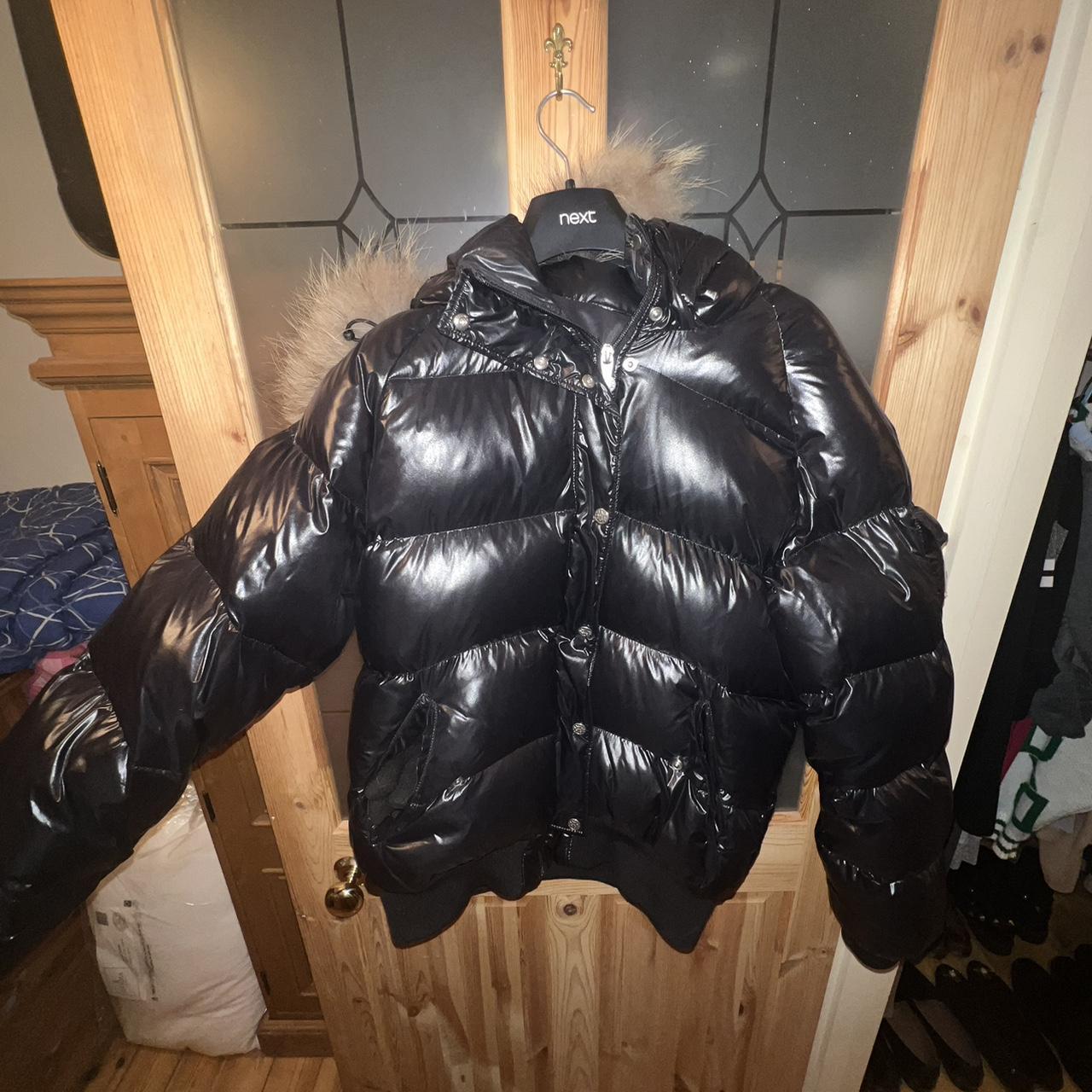 Pyrenex coat size EU 44 around a size 10/12 Worn a... - Depop