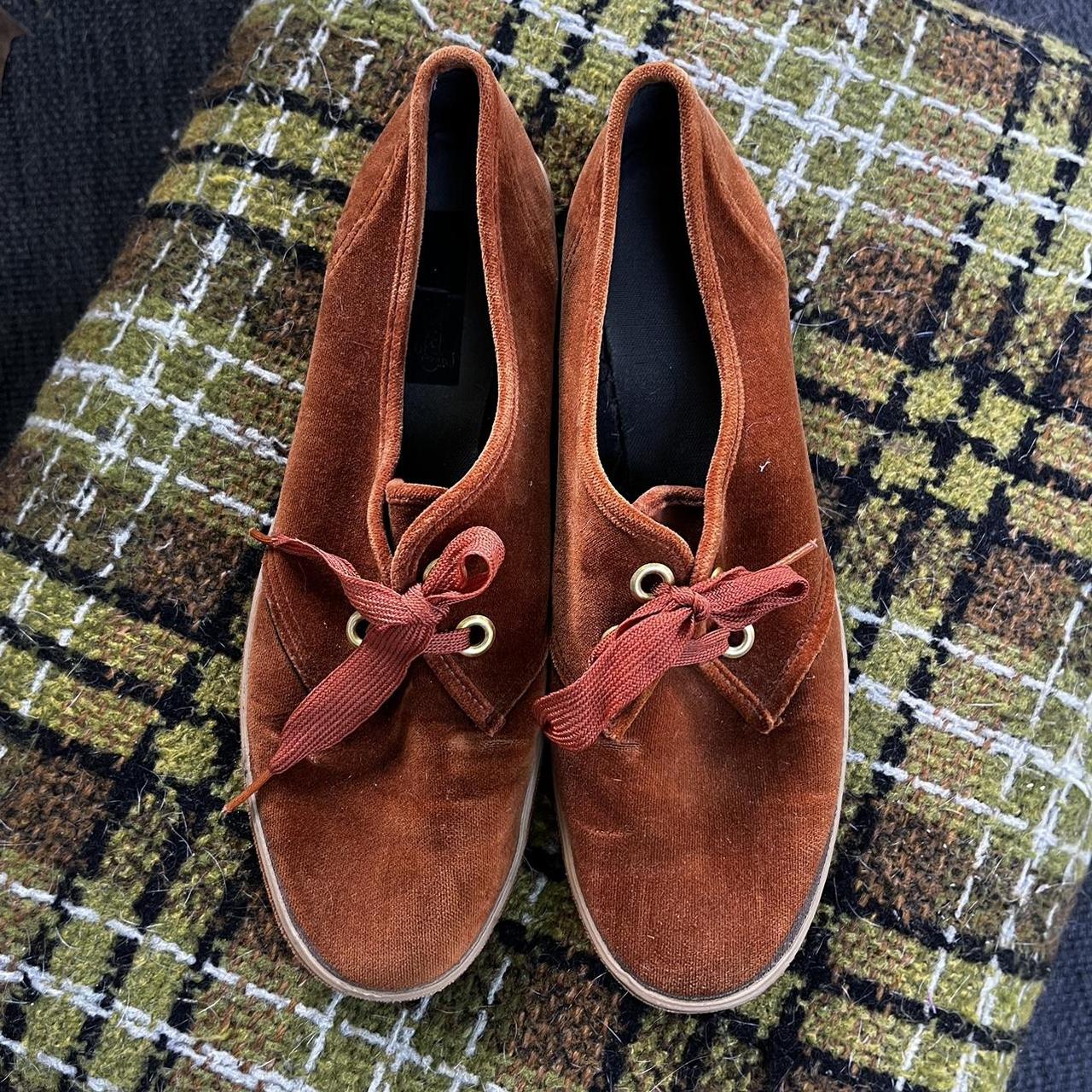 Rust colored women vintage velvet shoes with brass... - Depop