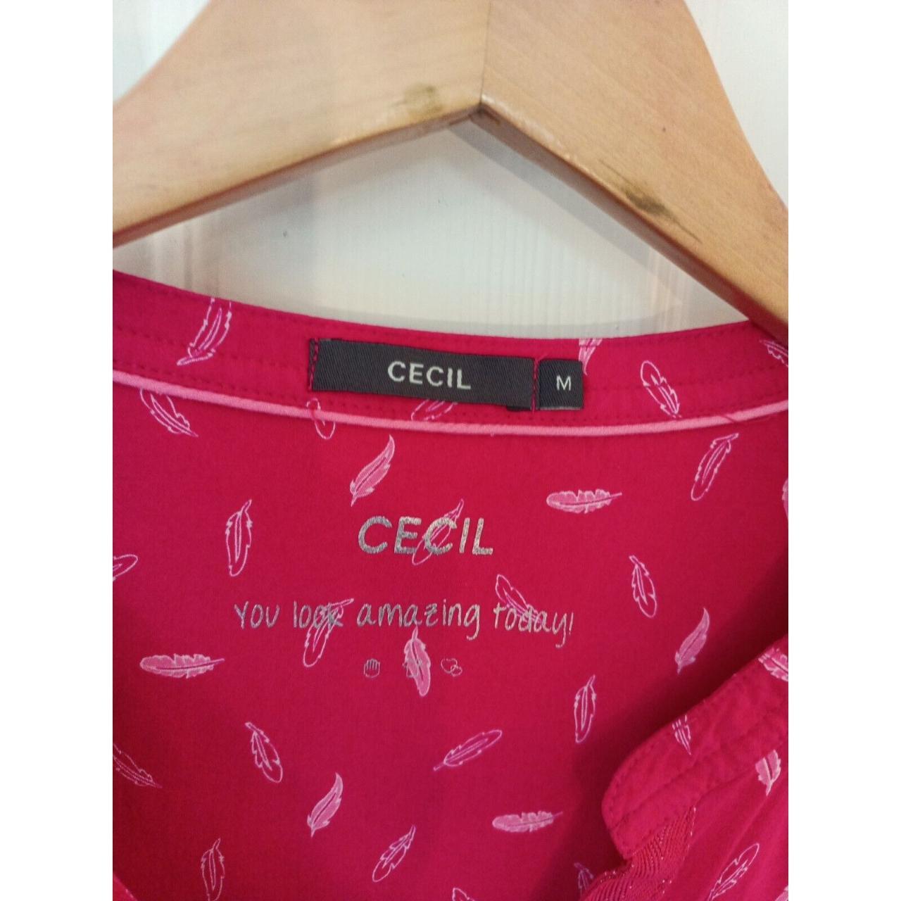 Women's Cecil Pink Feather Print 3/4 / Roll Tab... - Depop