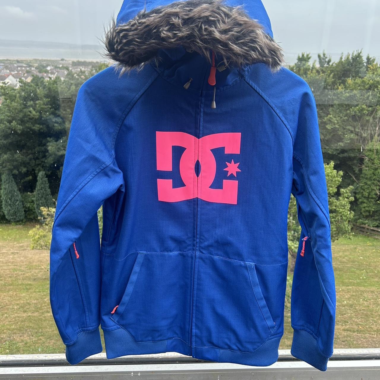 Ladies DC soft shell snowboard ski jacket Size... - Depop