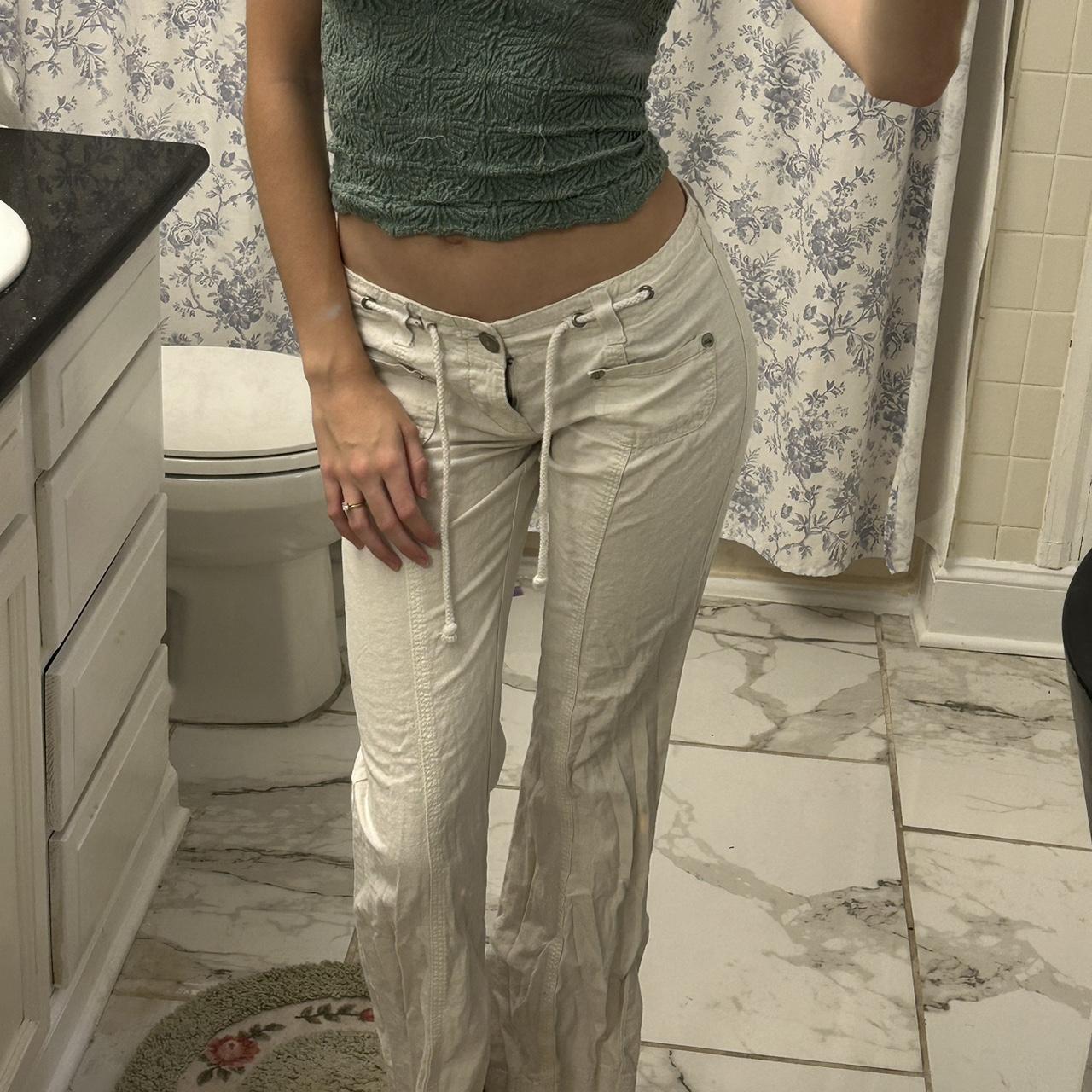 Super flattering, low rise, white beach, style pants... - Depop