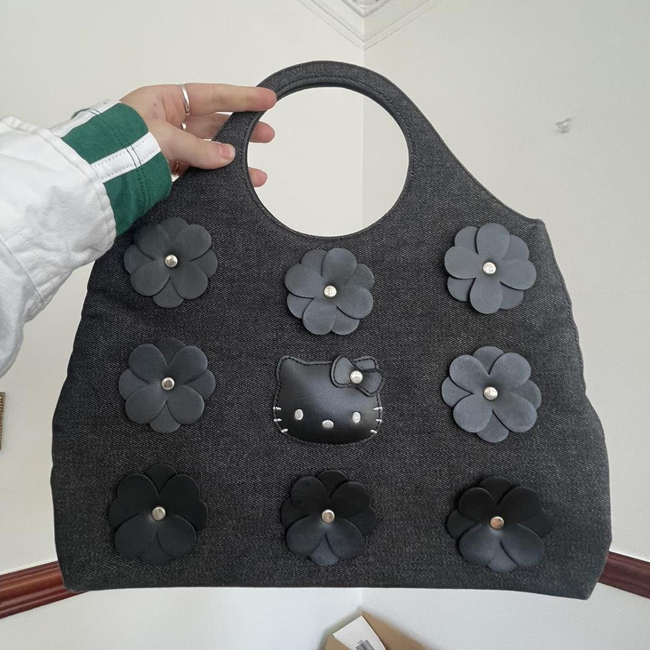 Hello kitty denim bag Never used - Depop
