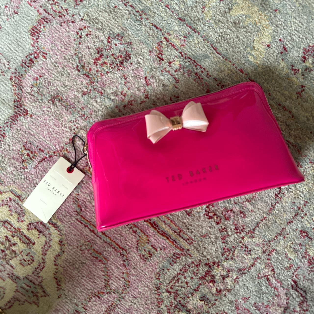 Ted baker fuchsia pink makeup bag - brand new with tags - Depop