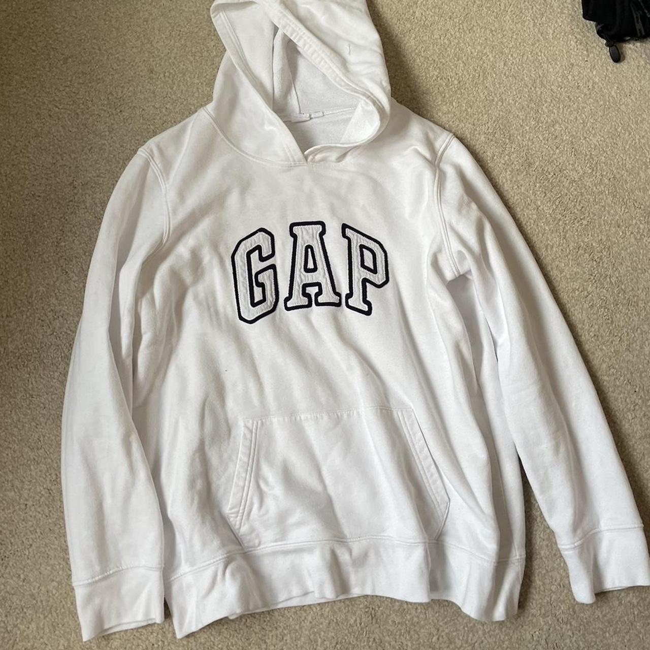 White gap hoodie In good condition Size kids XL - Depop