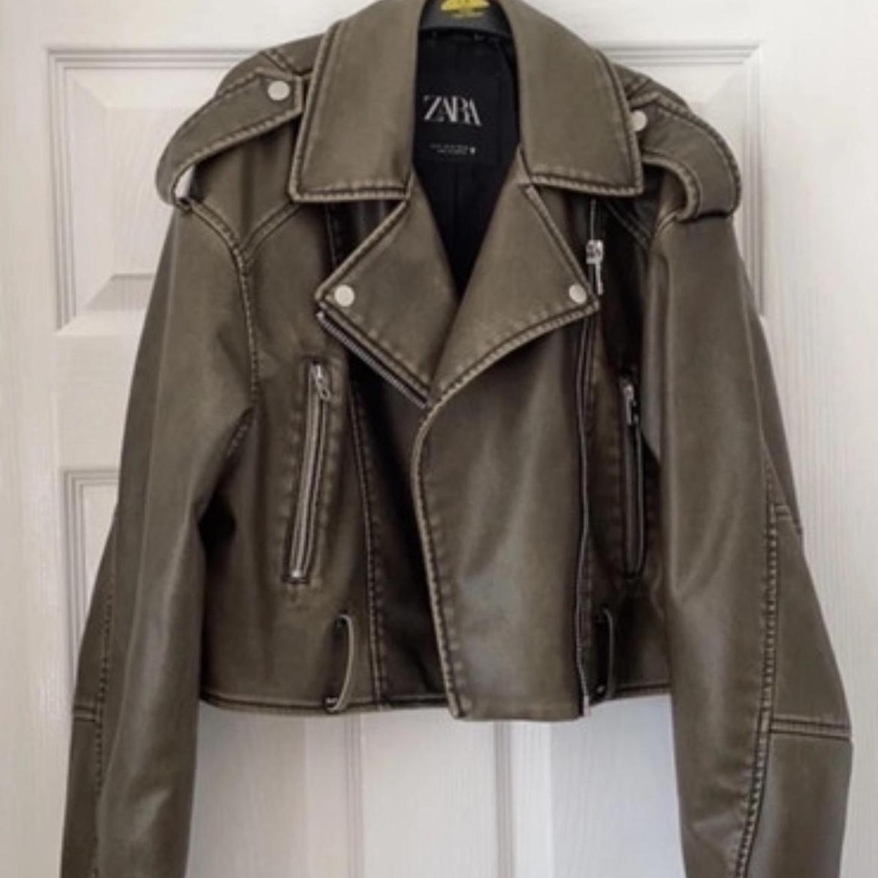 Molly Mae viral leather jacket Zara Comes with belt - Depop