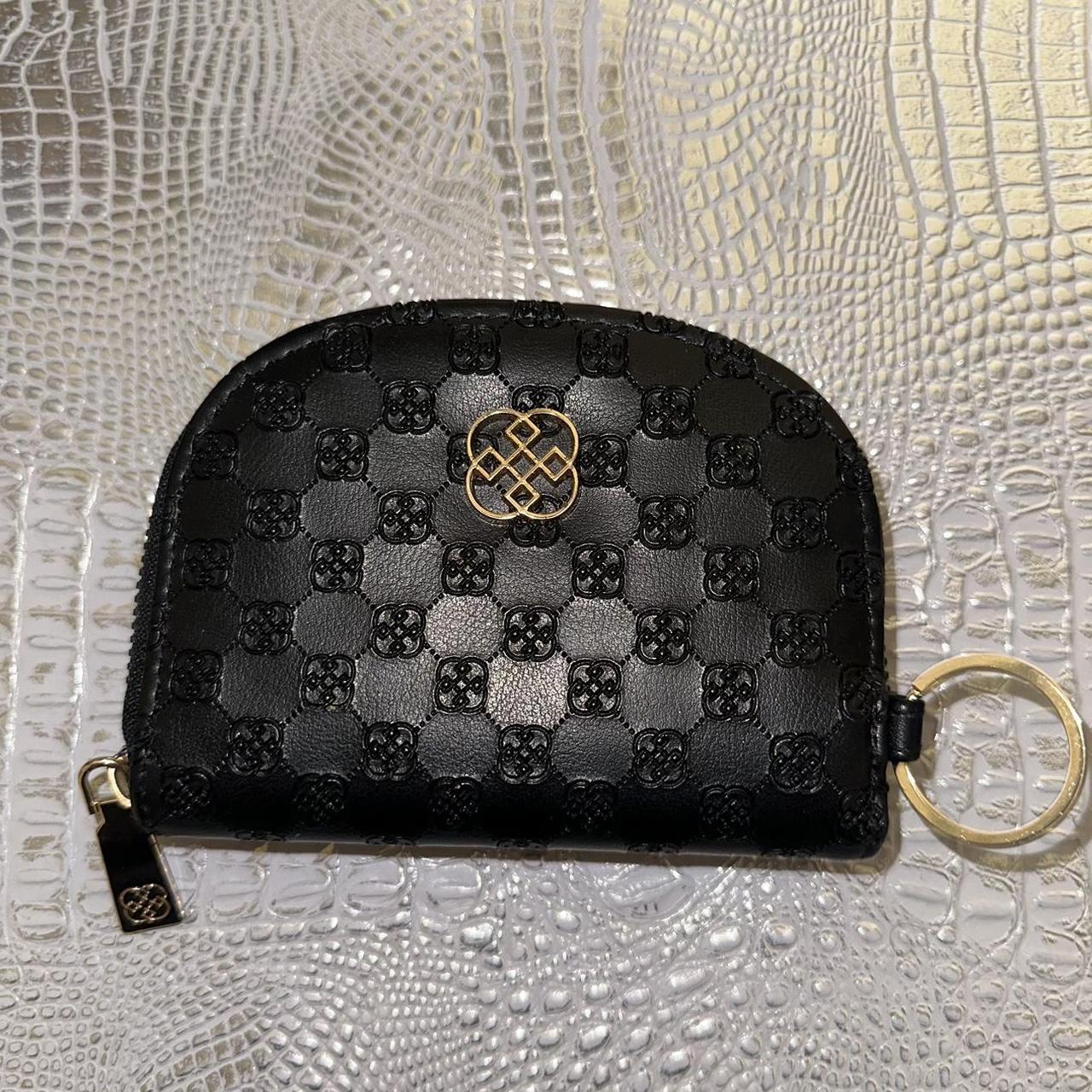 Black and gold coin wallet / card holder with o ring... | Depop