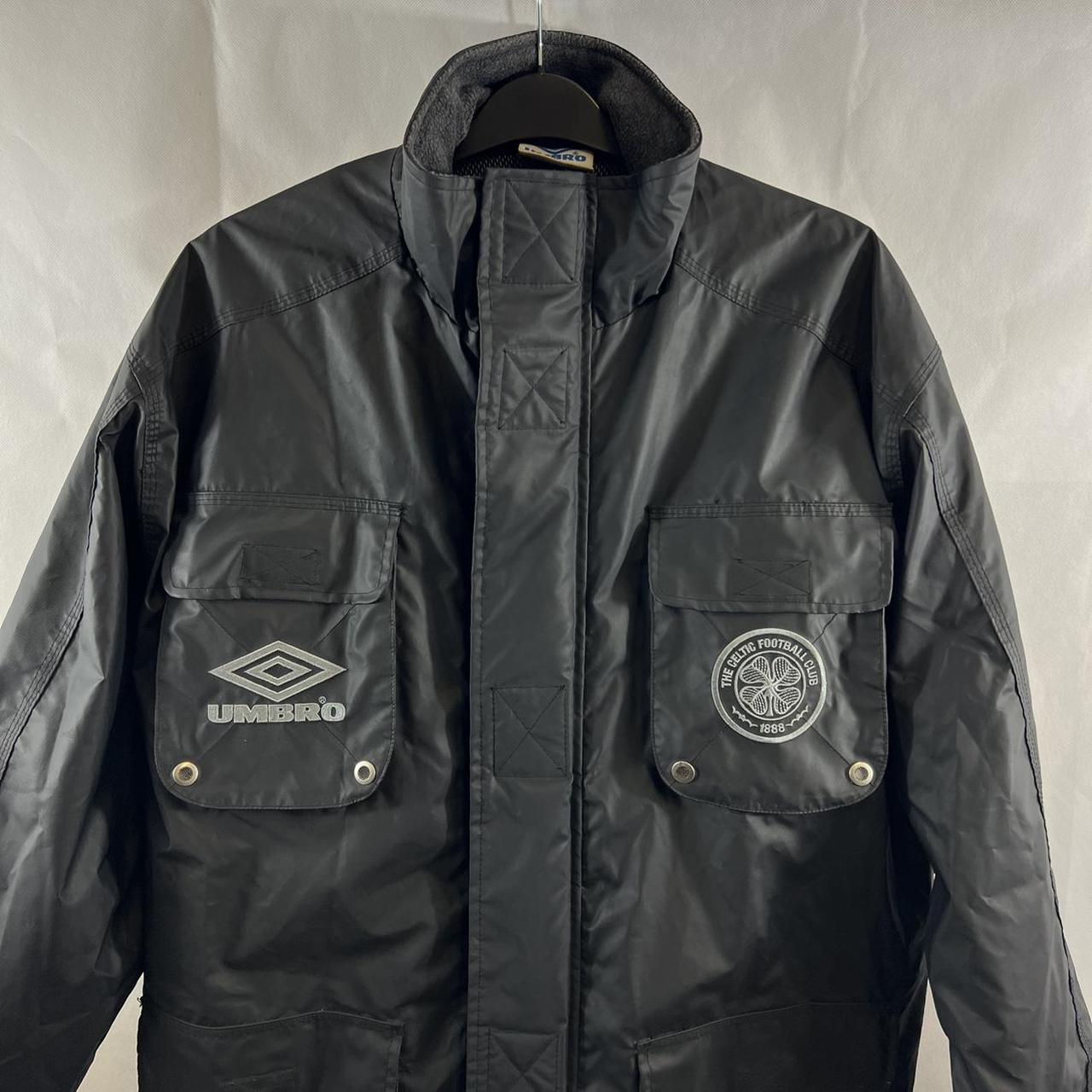 Celtic Managers Bench Wax Football Coat 1997/99... - Depop