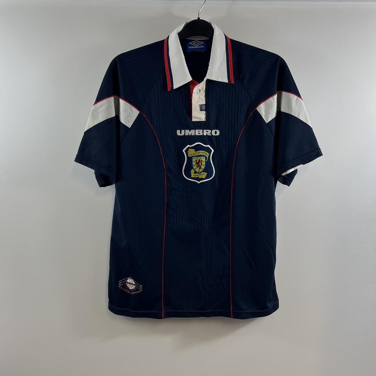 Umbro Men's Navy and White T-shirt | Depop