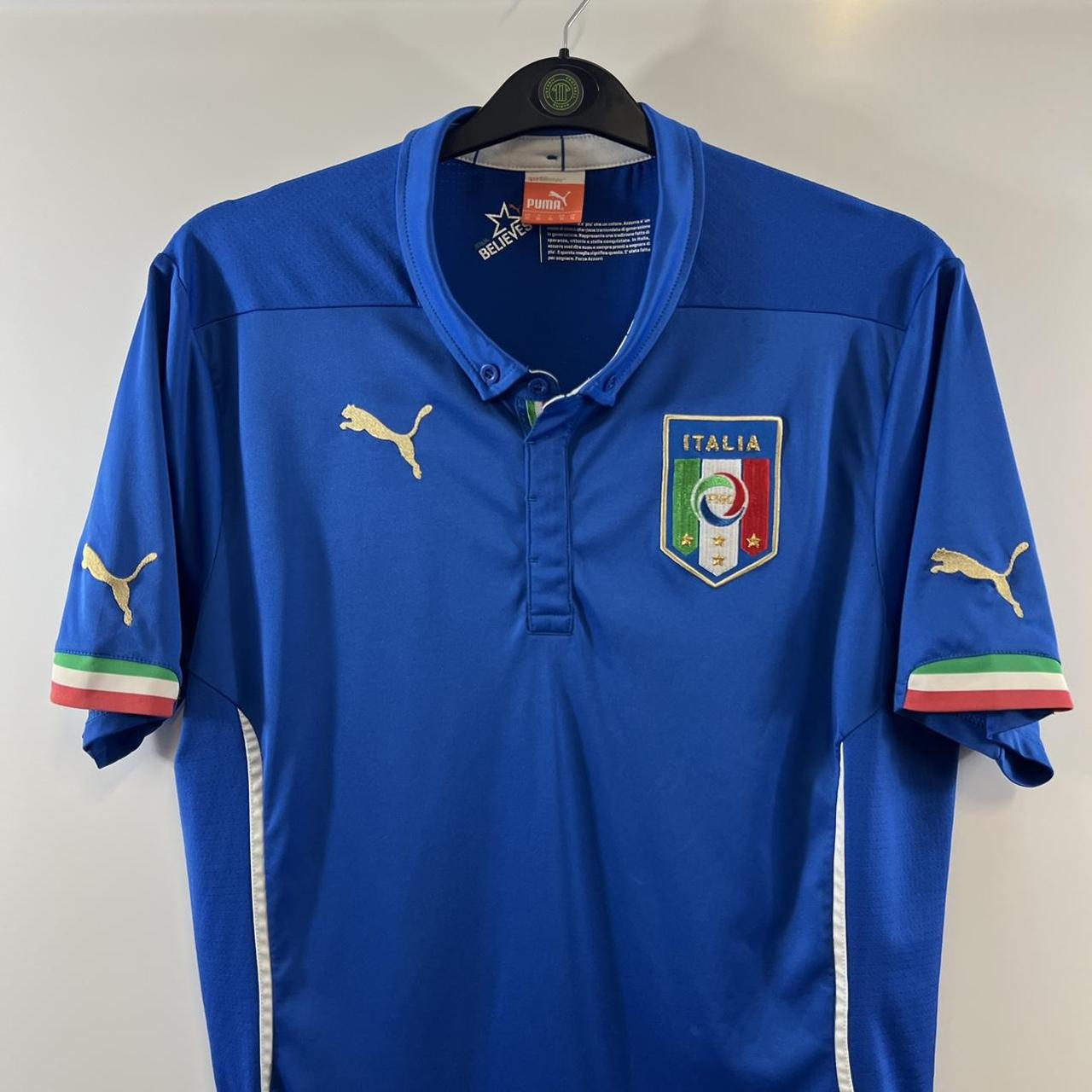 Italy Home Football Shirt 2014/15 Adults XL Puma... - Depop