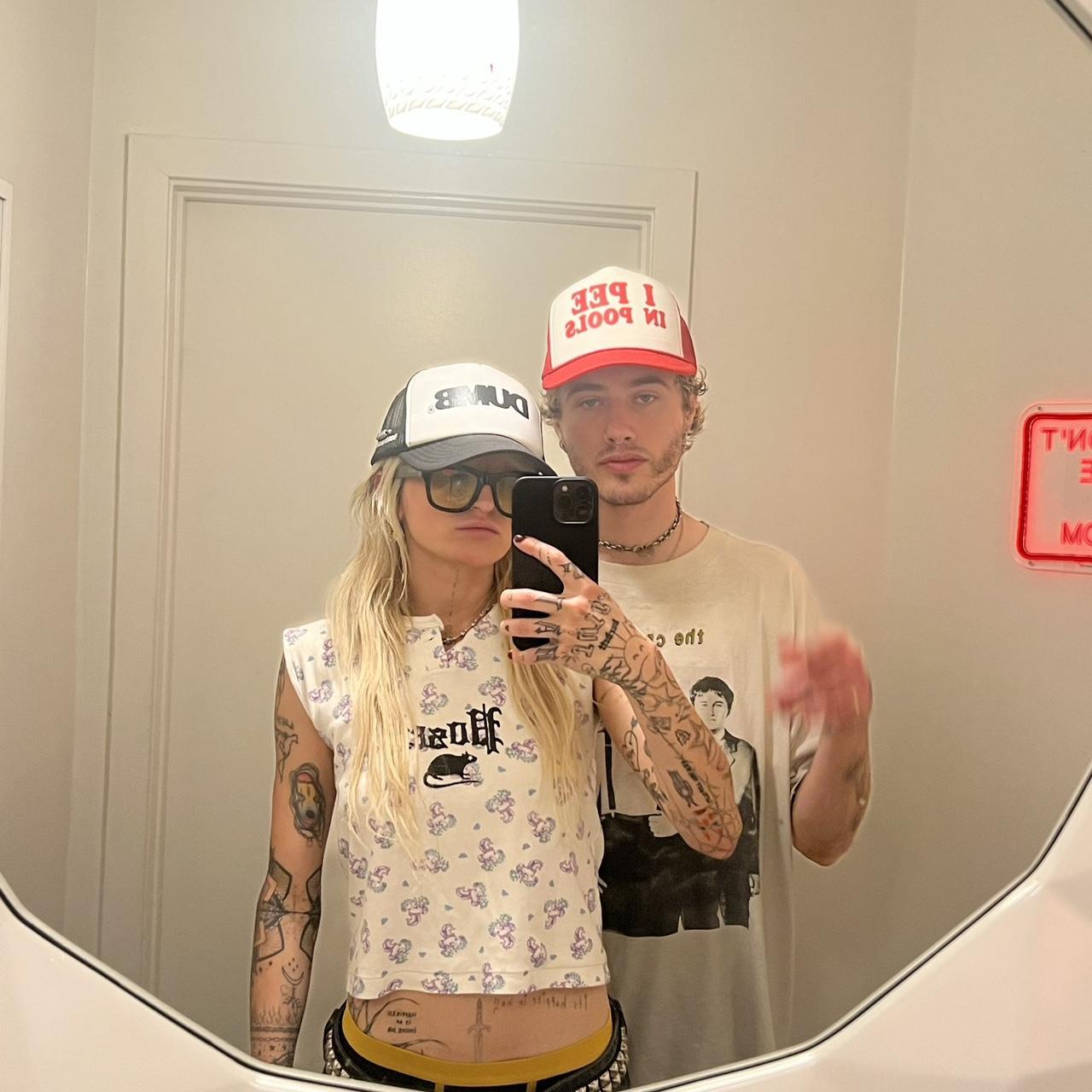 poser rat unicorn cutoff tank it's perfect i love... - Depop