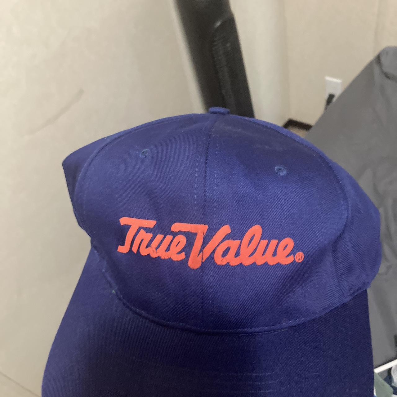 True value hat - Depop