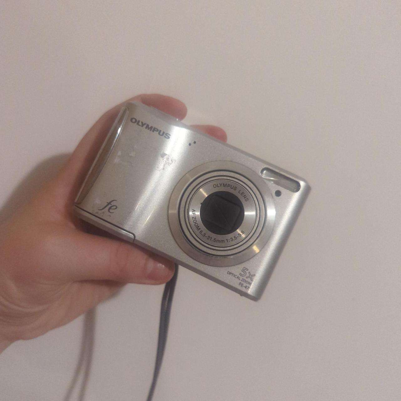 Olympus 14 mega pixel digital camera 14 mp 5x... - Depop Olympus 14 mega pixel digital camera 14 mp 5x... - Depop
