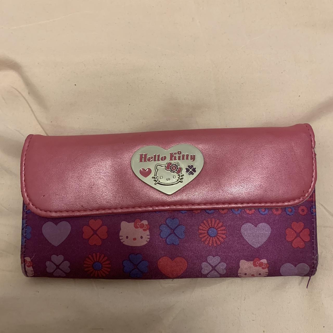 hello kitty wallet! super cute and great condition.... - Depop
