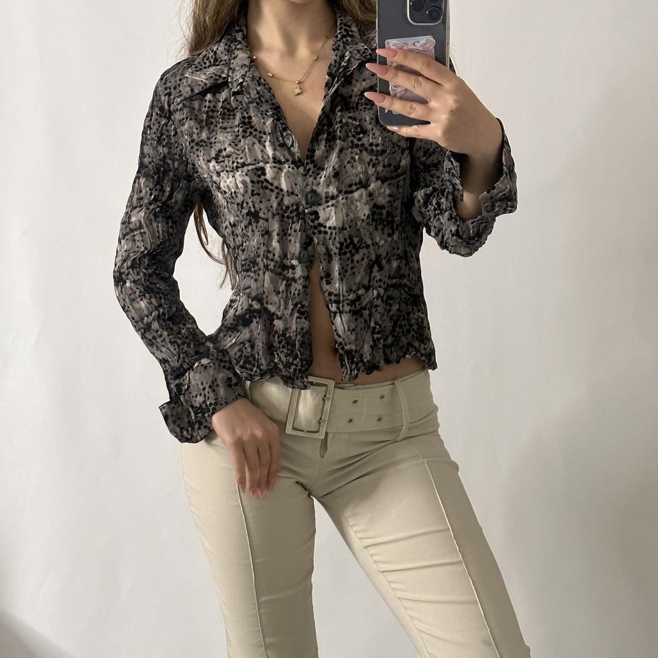 Vintage 2000’s y2k Neco animal print pointy collar... - Depop