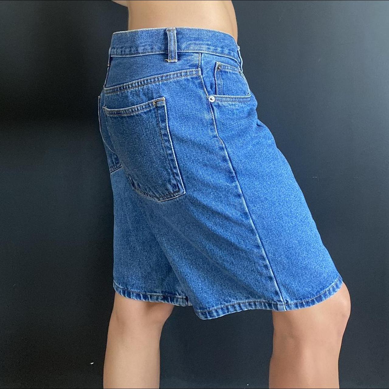 Basic Editions Women's Navy and Blue Shorts | Depop