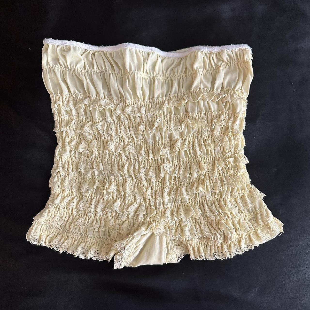 Light yellow bloomers Fit size S/M - Depop