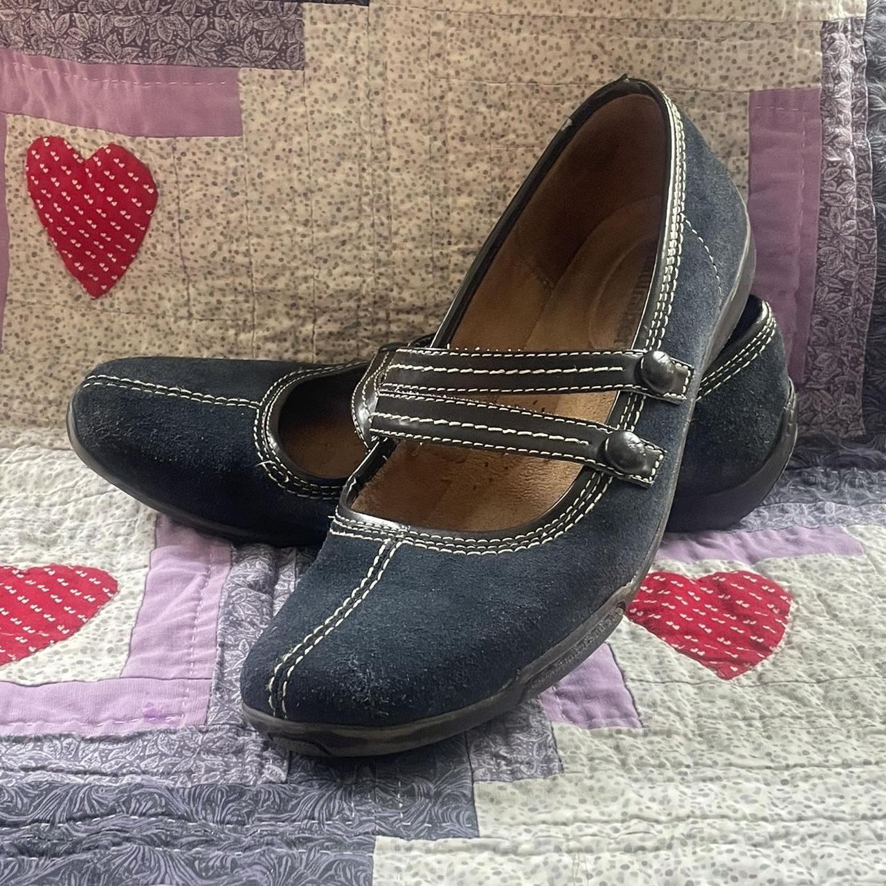 NATURALIZER BRAND FLATS navy blue & brown accent... | Depop