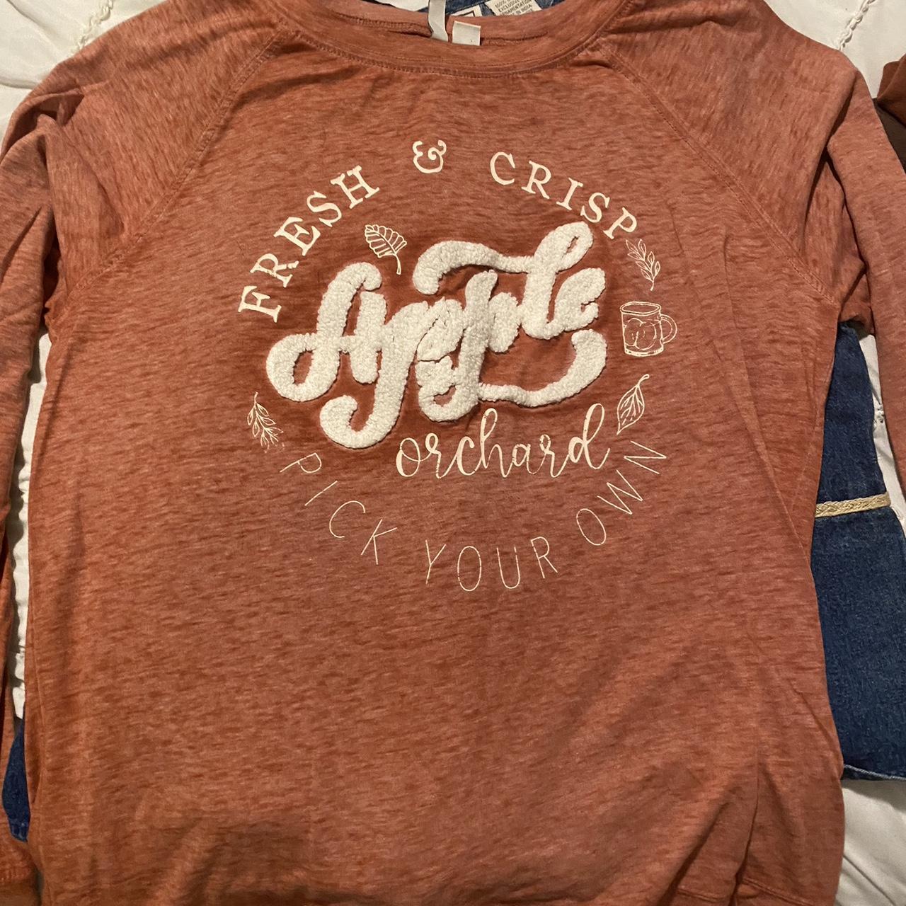 Fresh & Crisp Apple Orchard long sleeve top - Depop