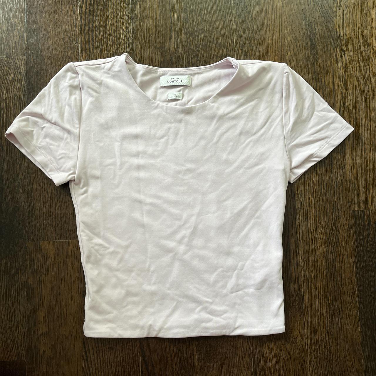 ₊⊹ aritzia contour tee 𝜗𝜚 description: very pale... - Depop