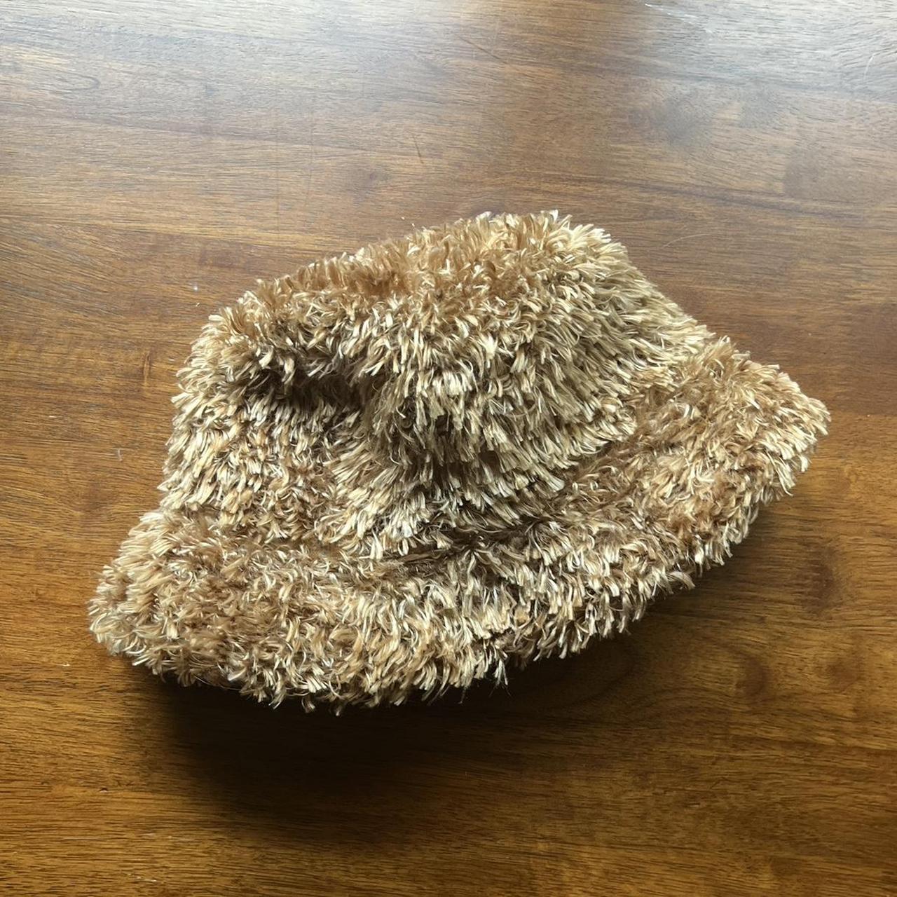 Bucket hat 🤎 shaggy faux fur in light brown with a... - Depop