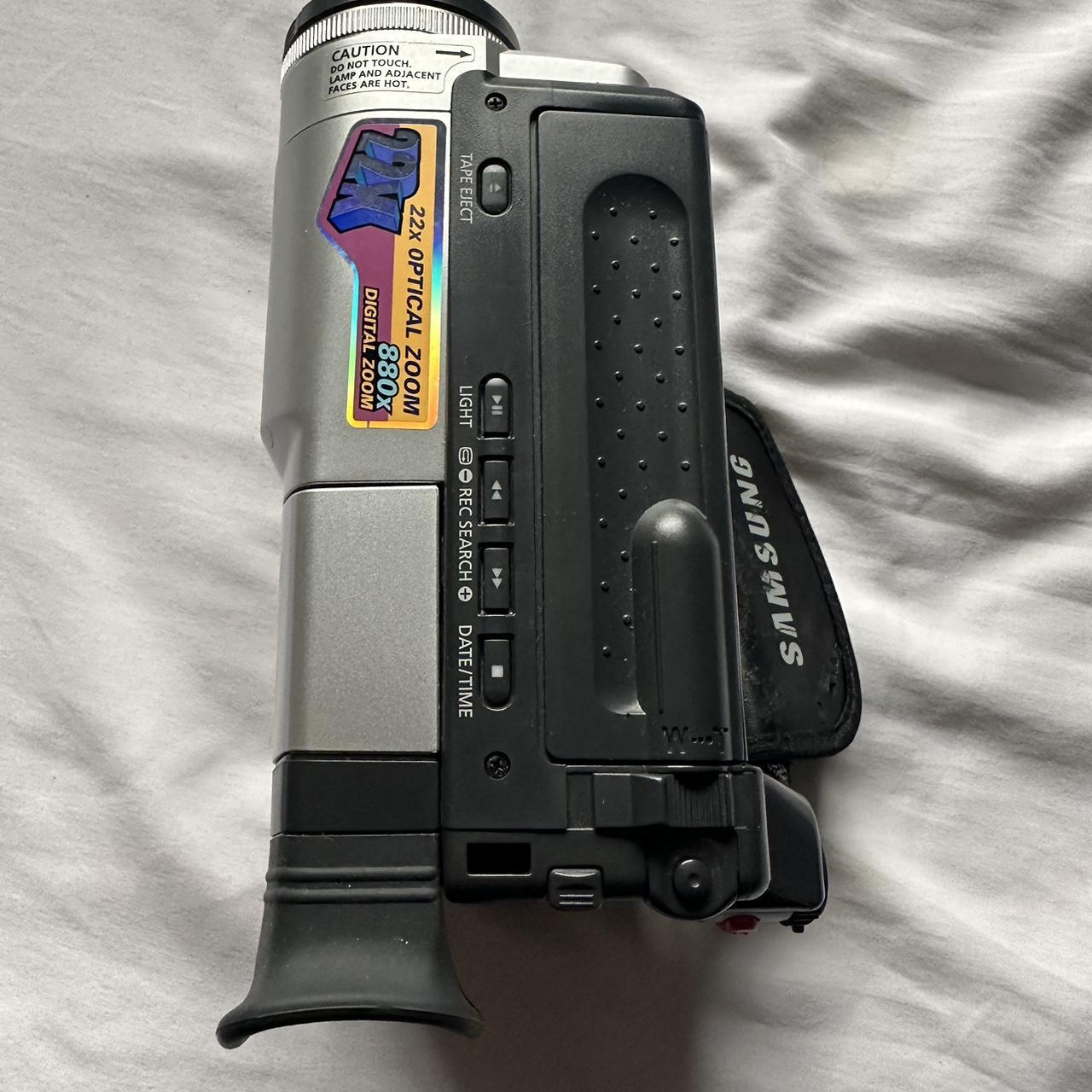 Fully functional Samsung Hi-8 cam... - Depop