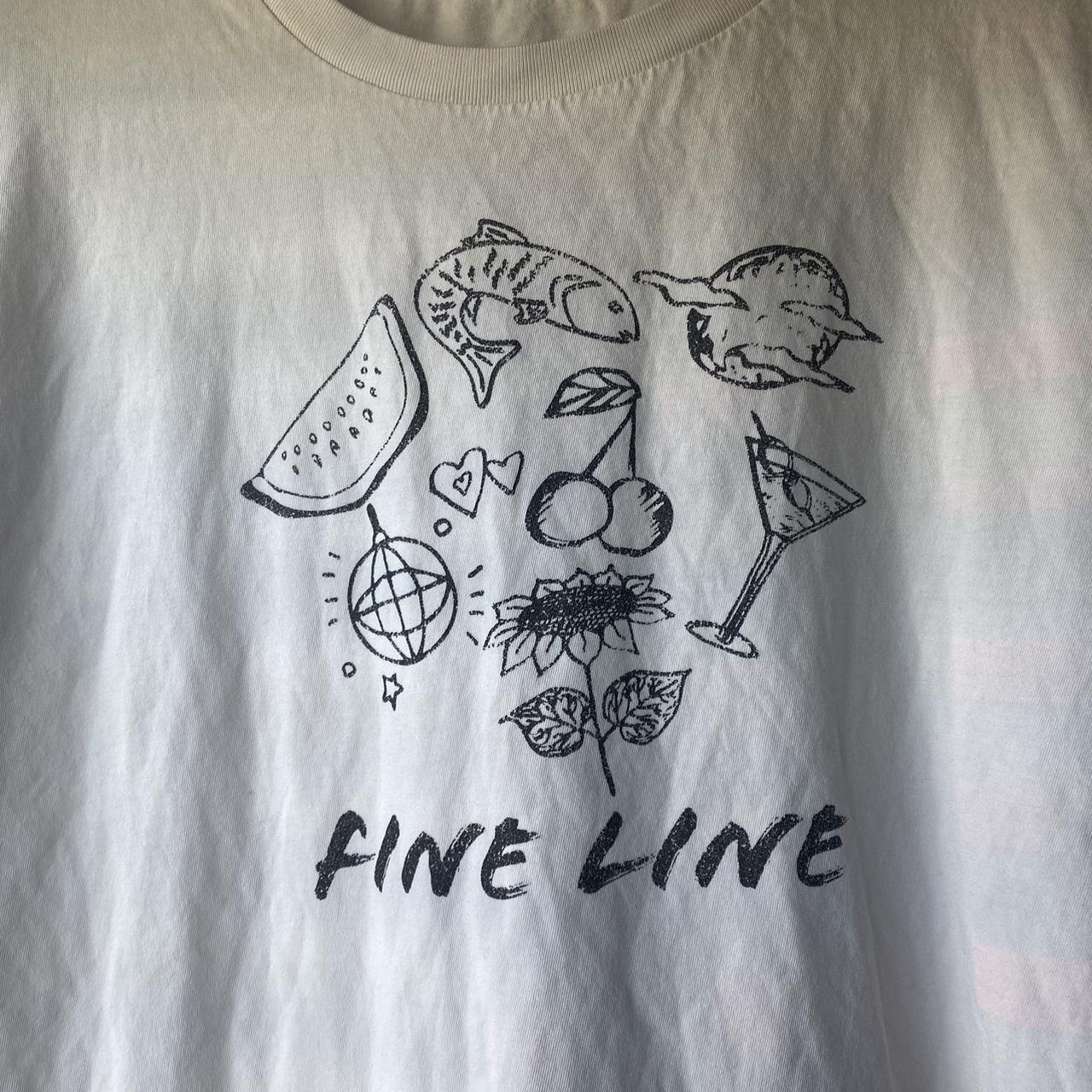 Women's T-shirt | Depop