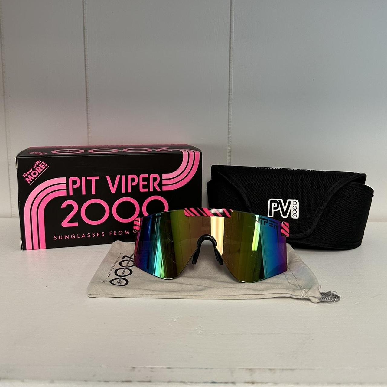 Authentic Hot Tropics Pit Viper 2000s Minor... - Depop