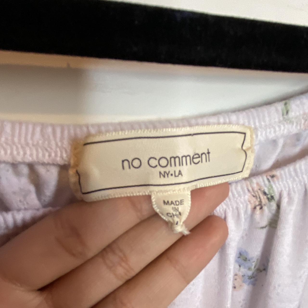NO COMMENT NY•LA top Long sleeve Flowy Floral... - Depop
