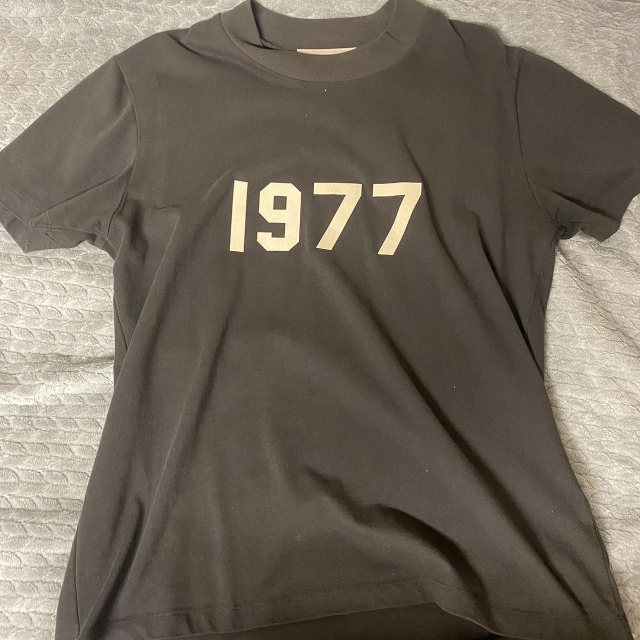 Essentials 1977 T-Shirt in Slate Grey Men’s Size... - Depop