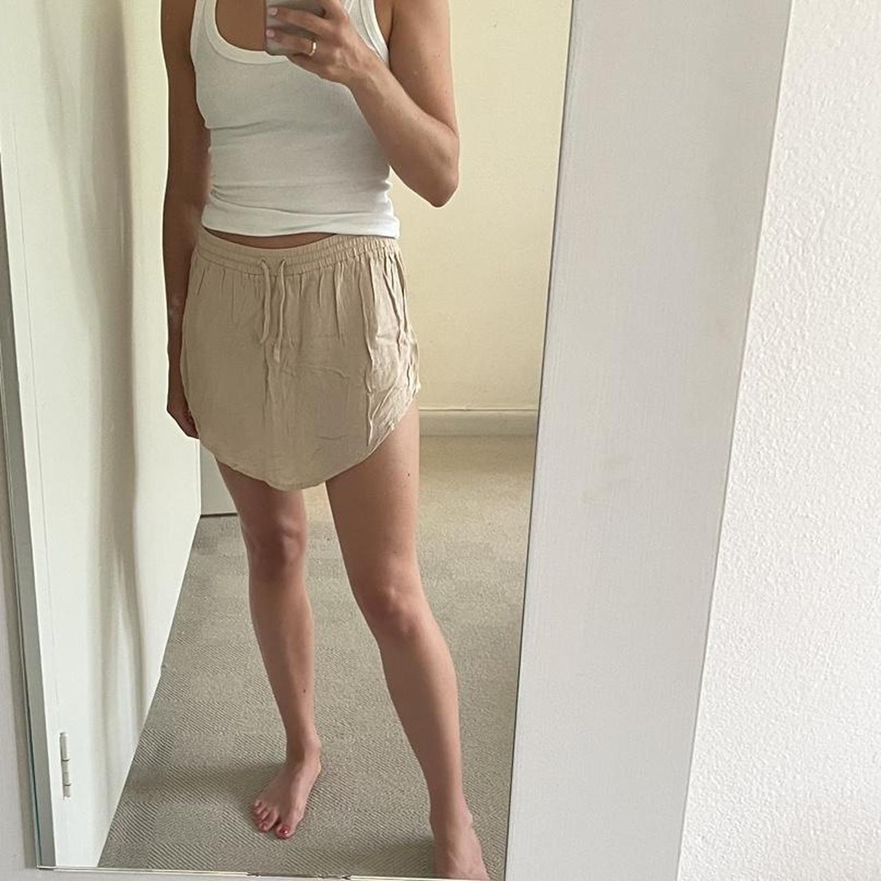 One teaspoon oatmeal colour soft mini skirt. Perfect... - Depop